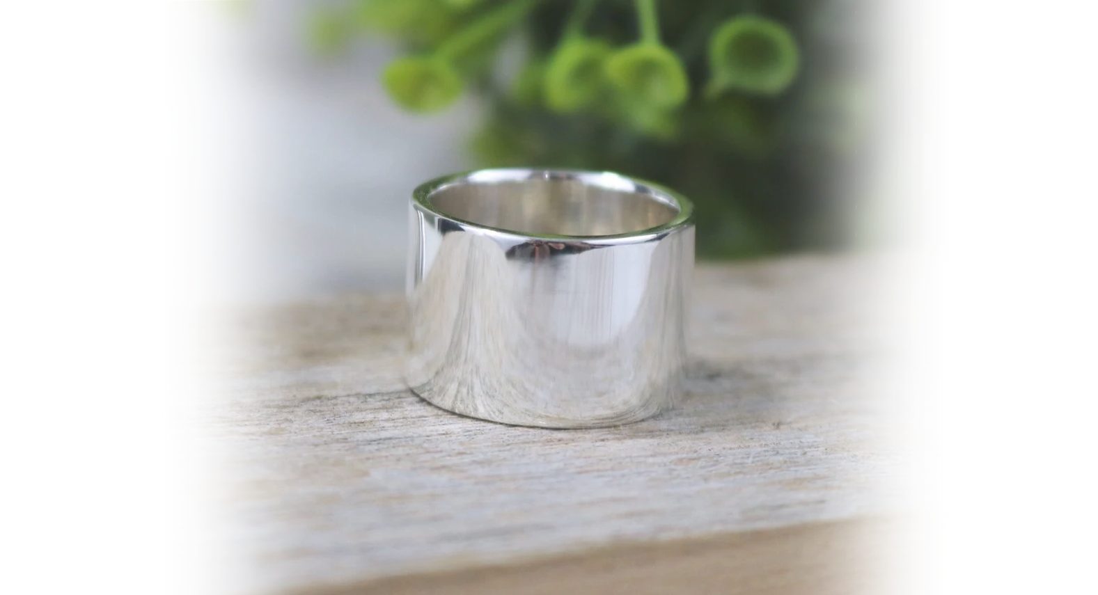 Large and Thick Wedding Bands and Rings for Men | Larson Jewelers